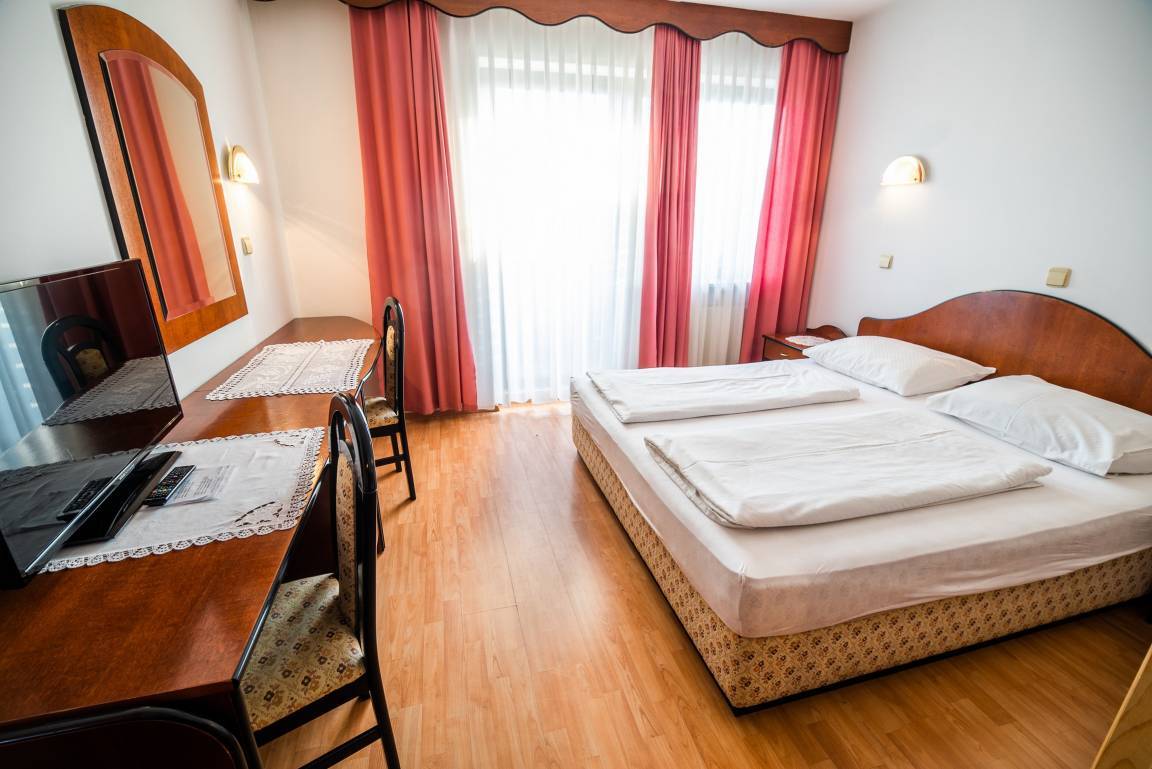 24 M² Huis ∙ 1 Slaapkamer ∙ 4 Gasten - Lesce
