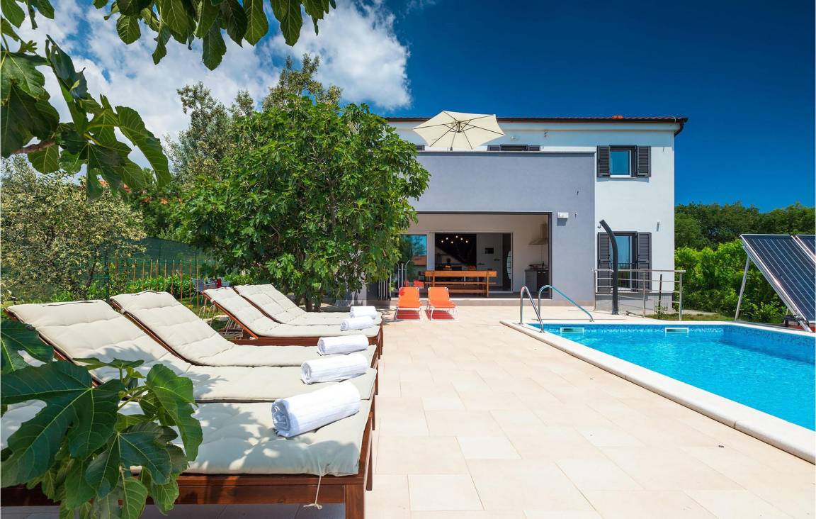207 M² Ferienhaus ∙ 4 Schlafzimmer ∙ 8 Gäste - Ližnjan