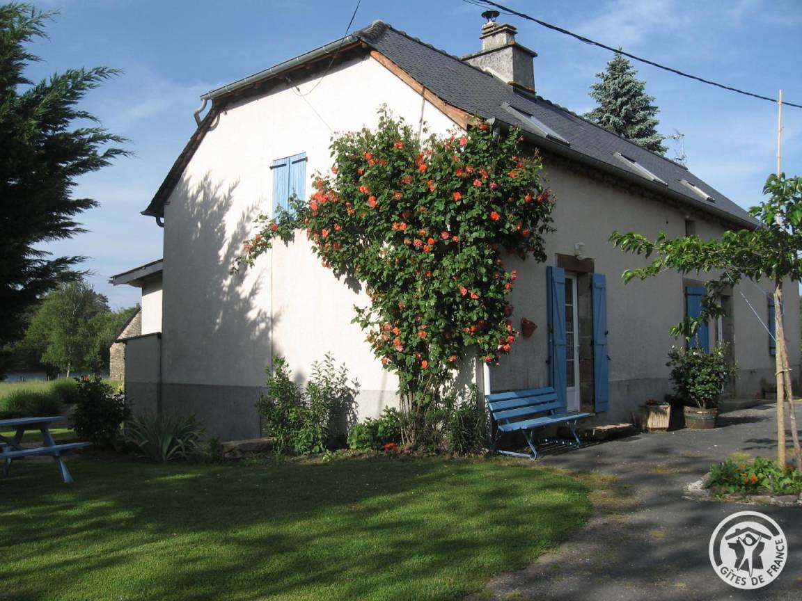 100 M² Gîte ∙ 2 Chambres ∙ 6 Personnes - Corrèze