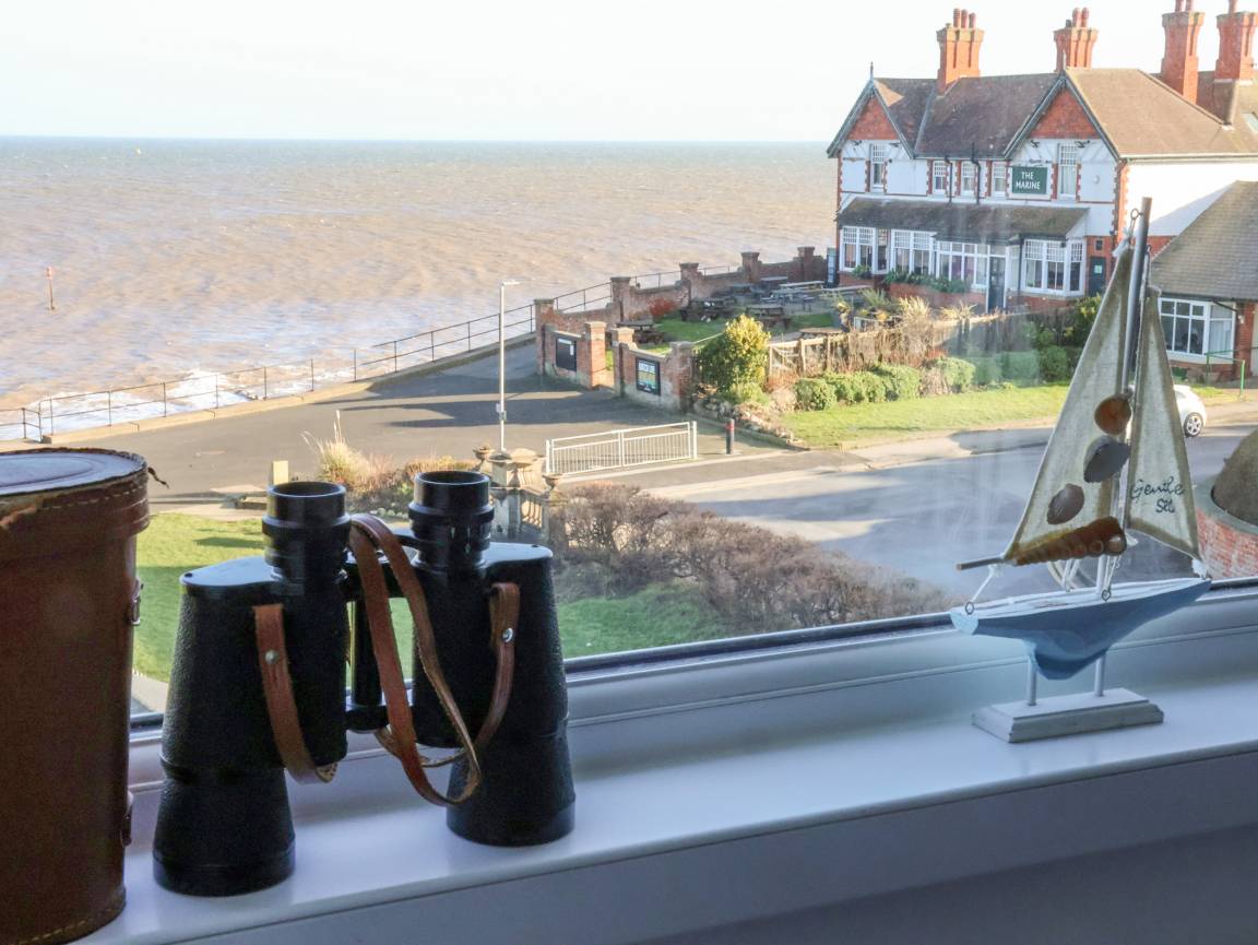 Cottage ∙ 2 Bedrooms ∙ 4 Guests - Hornsea