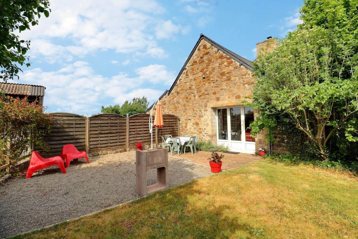 89 M² Gîte ∙ 2 Chambres ∙ 6 Personnes - Dol-de-Bretagne
