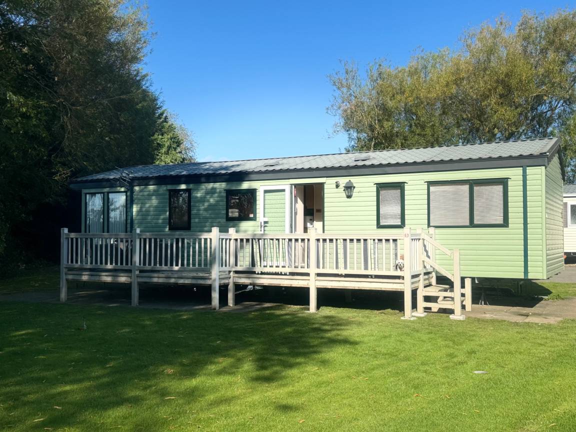 90 M² Lodge ∙ 2 Bedrooms ∙ 6 Guests - Lincolnshire