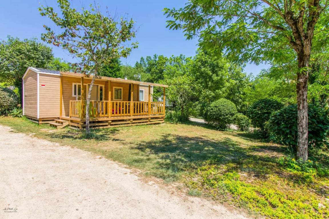 46 M² Mobilheim ∙ 2 Schlafzimmer ∙ 4 Gäste - Rocamadour