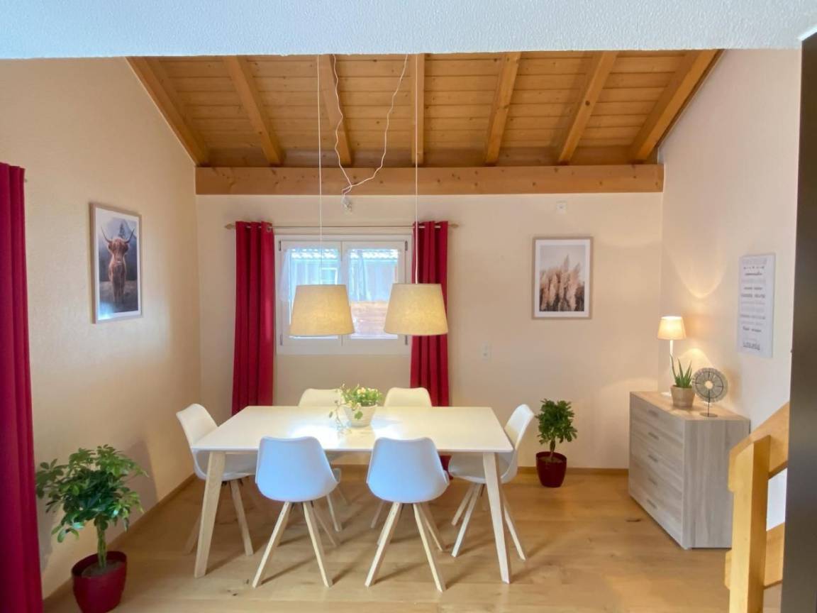 90 M² Ferienwohnung ∙ 3 Schlafzimmer ∙ 7 Gäste - Giswil