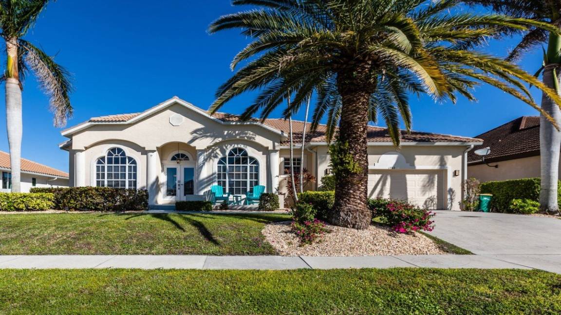 Casa ∙ 3 Quartos ∙ 6 Hóspedes - Marco Island, FL