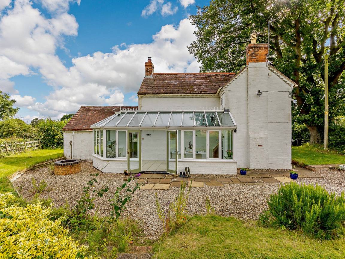 Cottage ∙ 3 Bedrooms ∙ 6 Guests - Tewkesbury