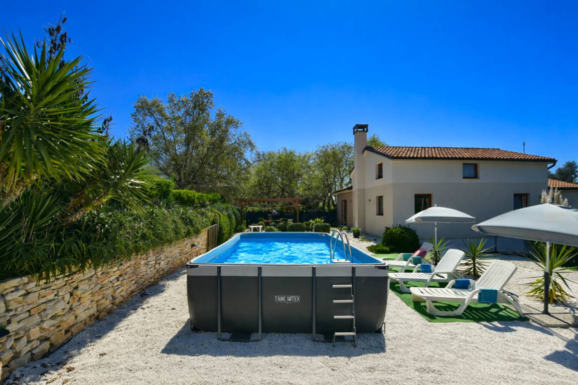 100 M² Ferienhaus ∙ 2 Schlafzimmer ∙ 6 Gäste - Medulin