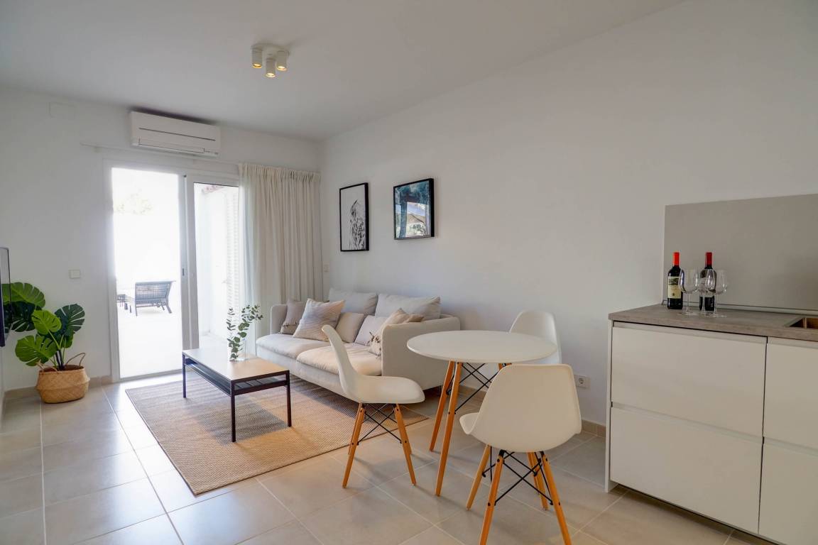 60 M² Apartament ∙ 2 Sypialnie ∙ 4 Gości - Sitges