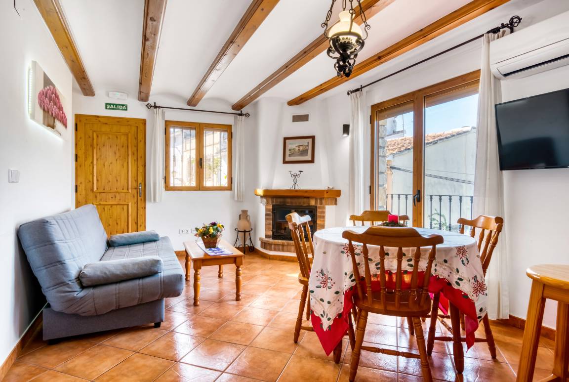 65 M² Apartment ∙ 2 Bedrooms ∙ 6 Guests - Orba