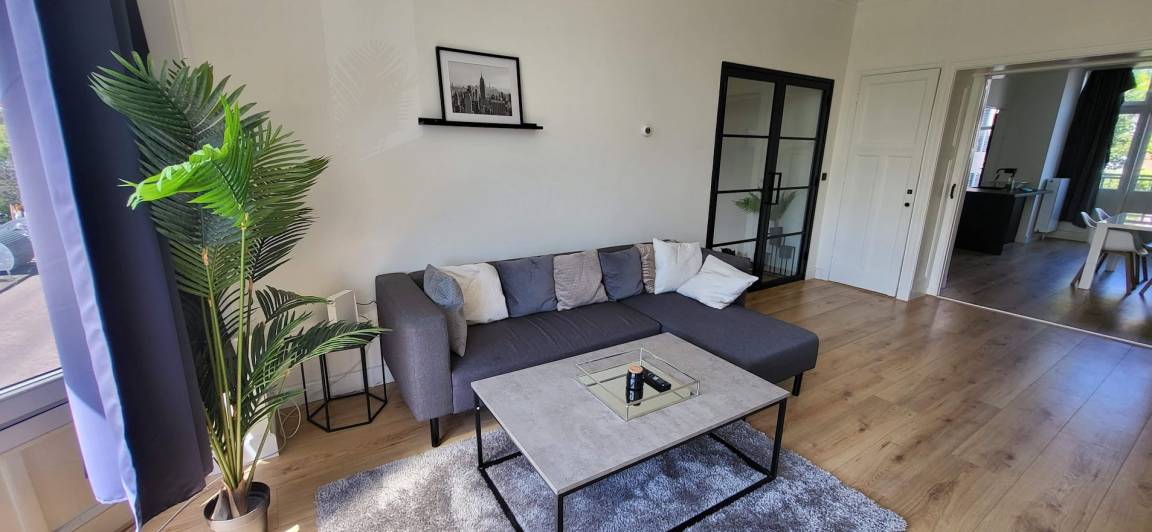 108 M² Apartment ∙ 3 Bedrooms ∙ 3 Guests - Delft
