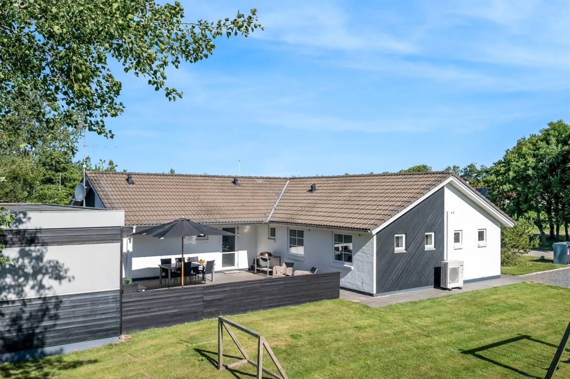 223 M² Ferienhaus ∙ 5 Schlafzimmer ∙ 10 Gäste - Vejers Strand