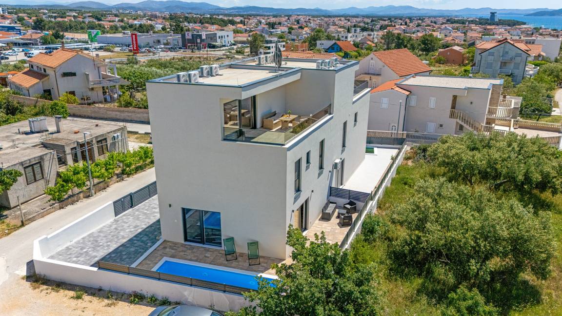 132 M² Villa ∙ 3 Schlafzimmer ∙ 6 Gäste - Vodice
