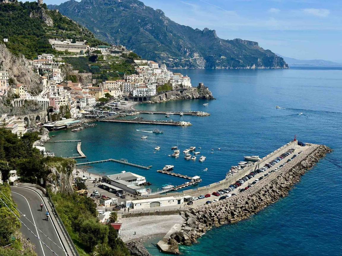 60 M² Apartamento ∙ 1 Quarto ∙ 4 Hóspedes - Amalfi