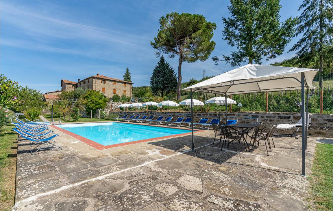 400 M² Ferienhaus ∙ 10 Schlafzimmer ∙ 20 Gäste - Cortona