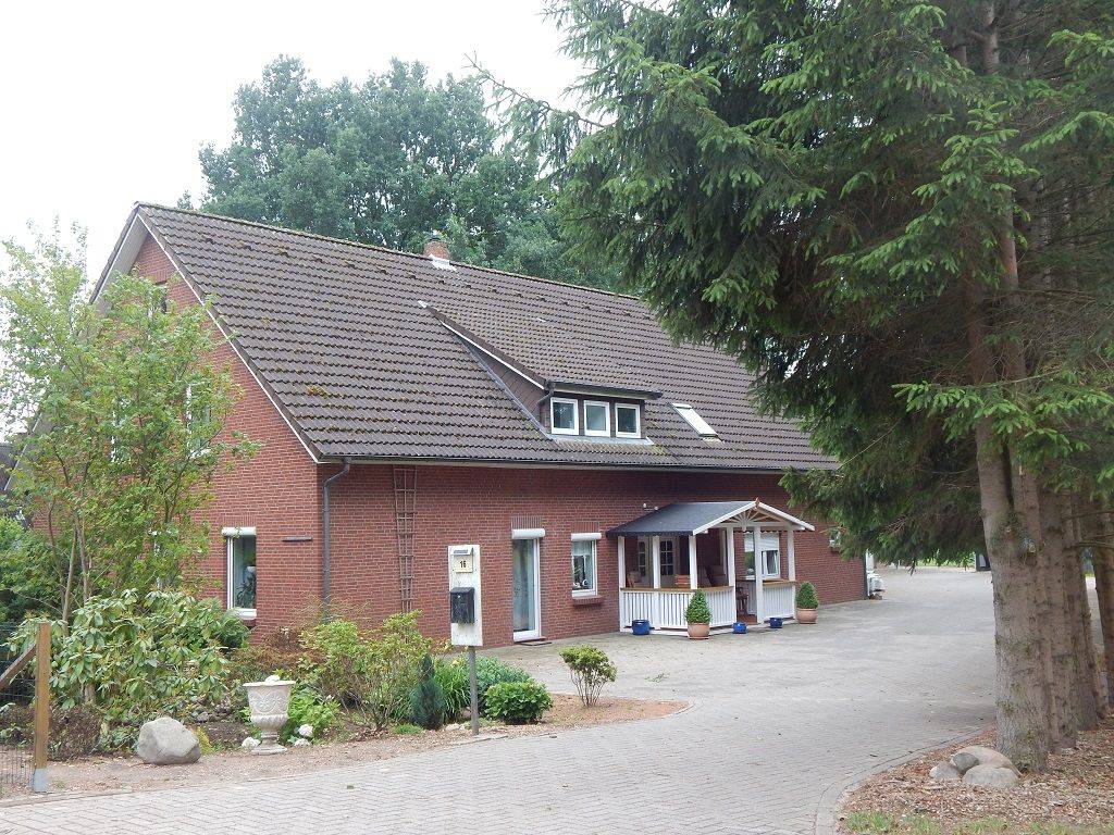 64 M² Ferienwohnung ∙ 1 Schlafzimmer ∙ 2 Gäste - Wingst