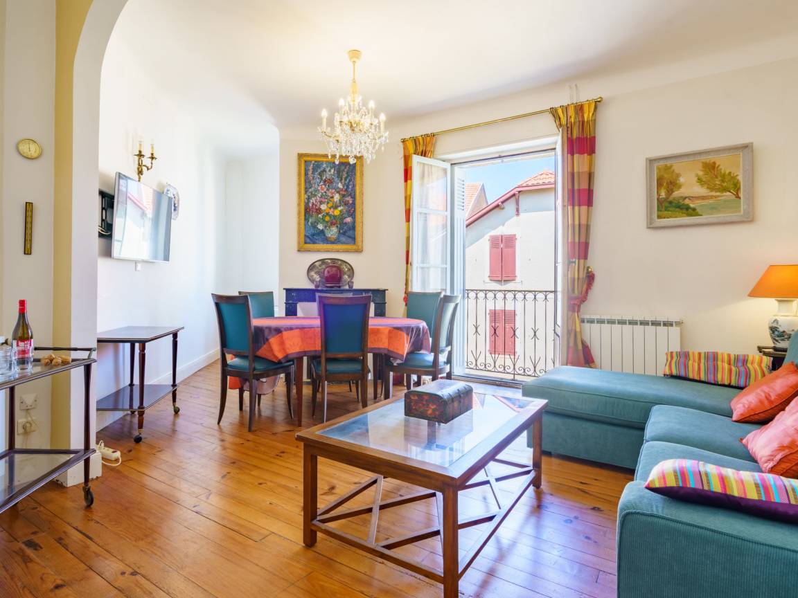 96 M² Appartement ∙ 3 Chambres ∙ 6 Personnes - Biarritz