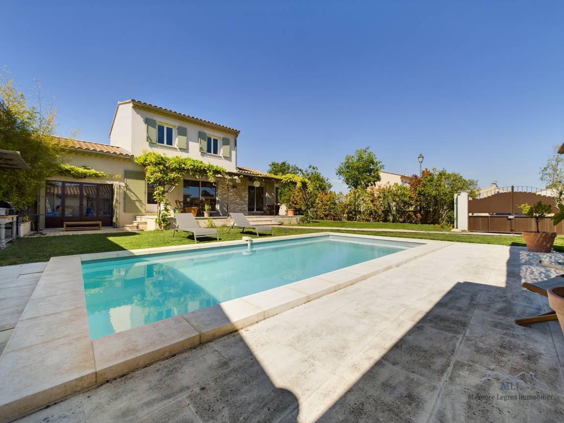 115 M² Villa ∙ 3 Chambres ∙ 6 Personnes - Saint-Rémy-de-Provence