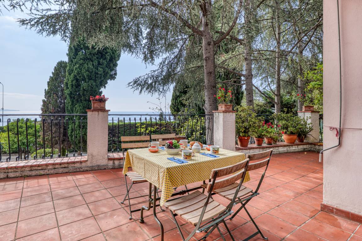 70 M² Apartment ∙ 2 Bedrooms ∙ 5 Guests - Ventimiglia