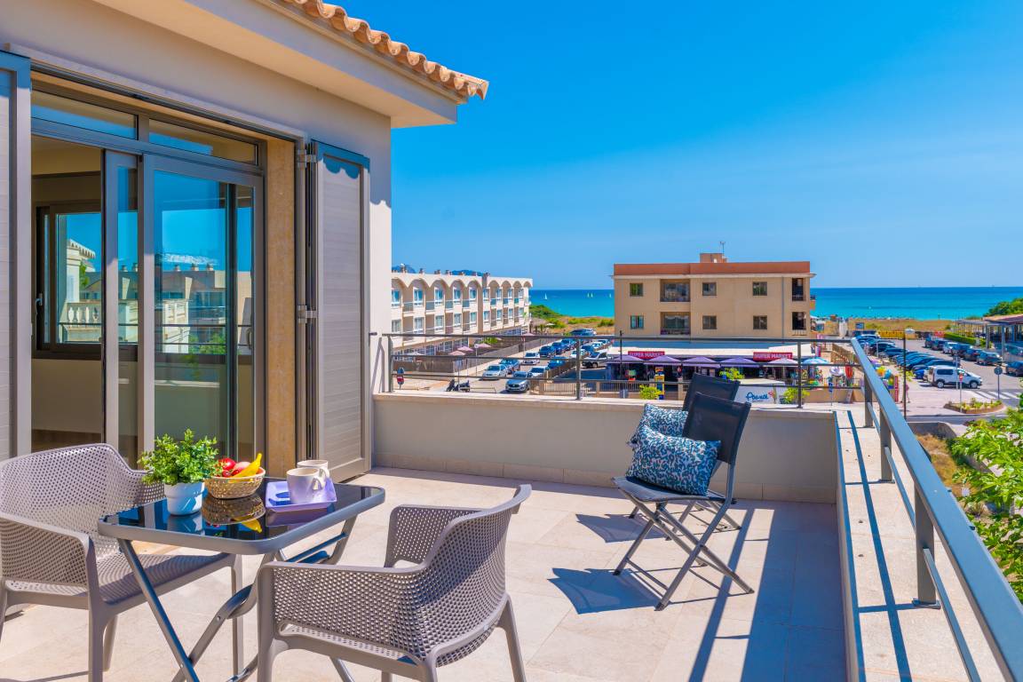 240 M² Chalet ∙ 3 Habitaciones ∙ 6 Huéspedes - Can Picafort