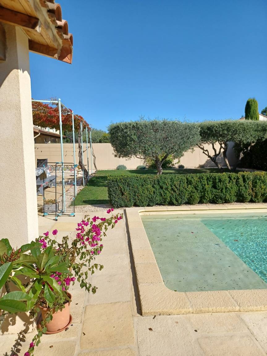 113 M² Chambre D'hôtes ∙ 1 Chambre ∙ 2 Personnes - Vers-Pont-du-Gard