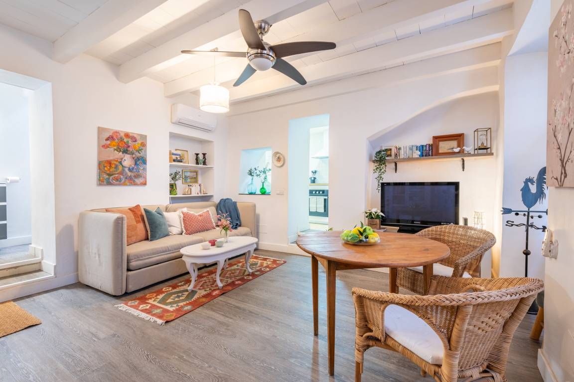 80 M² House ∙ 1 Bedroom ∙ 2 Guests - Deià