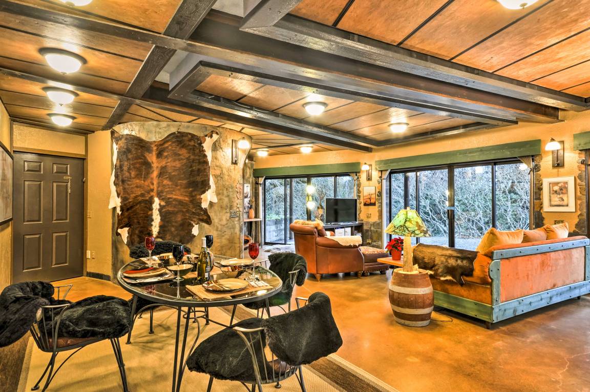 111 M² Apartment ∙ 1 Bedroom ∙ 4 Guests - Newberg, OR