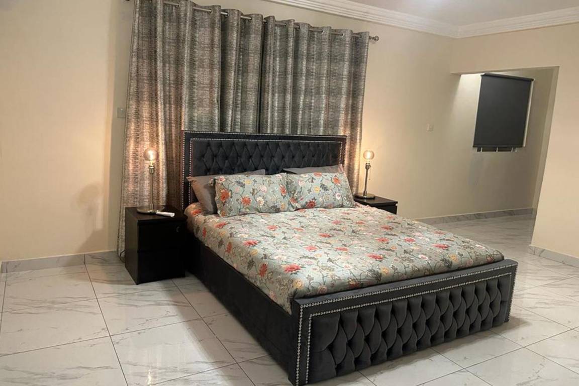 90 M² Appartement ∙ 3 Chambres ∙ 6 Personnes - Freetown