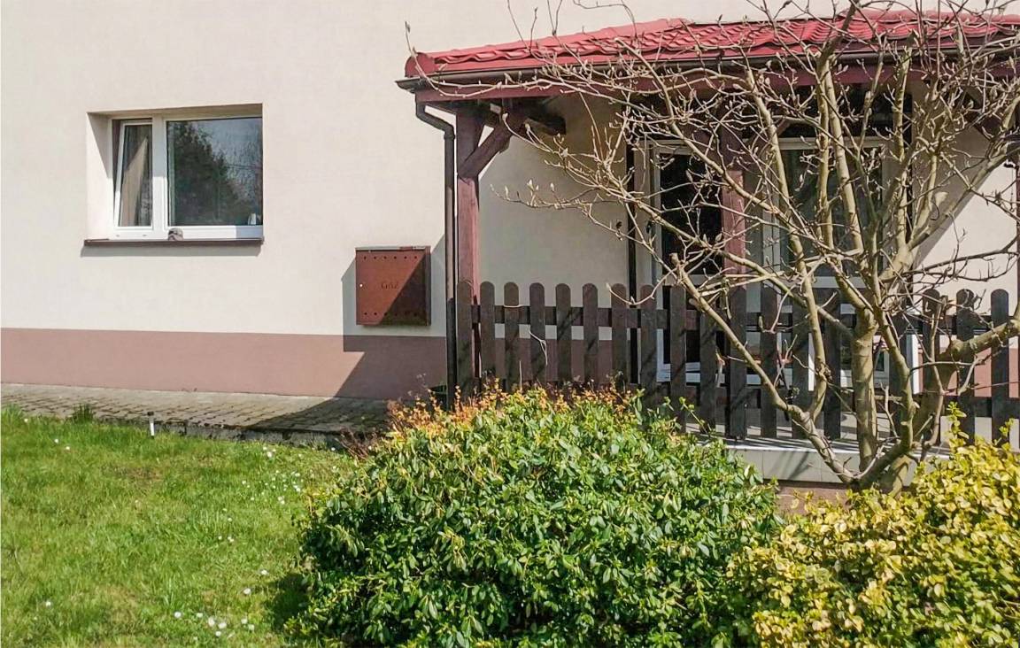 86 M² Apartment ∙ 3 Bedrooms ∙ 6 Guests - Poręba