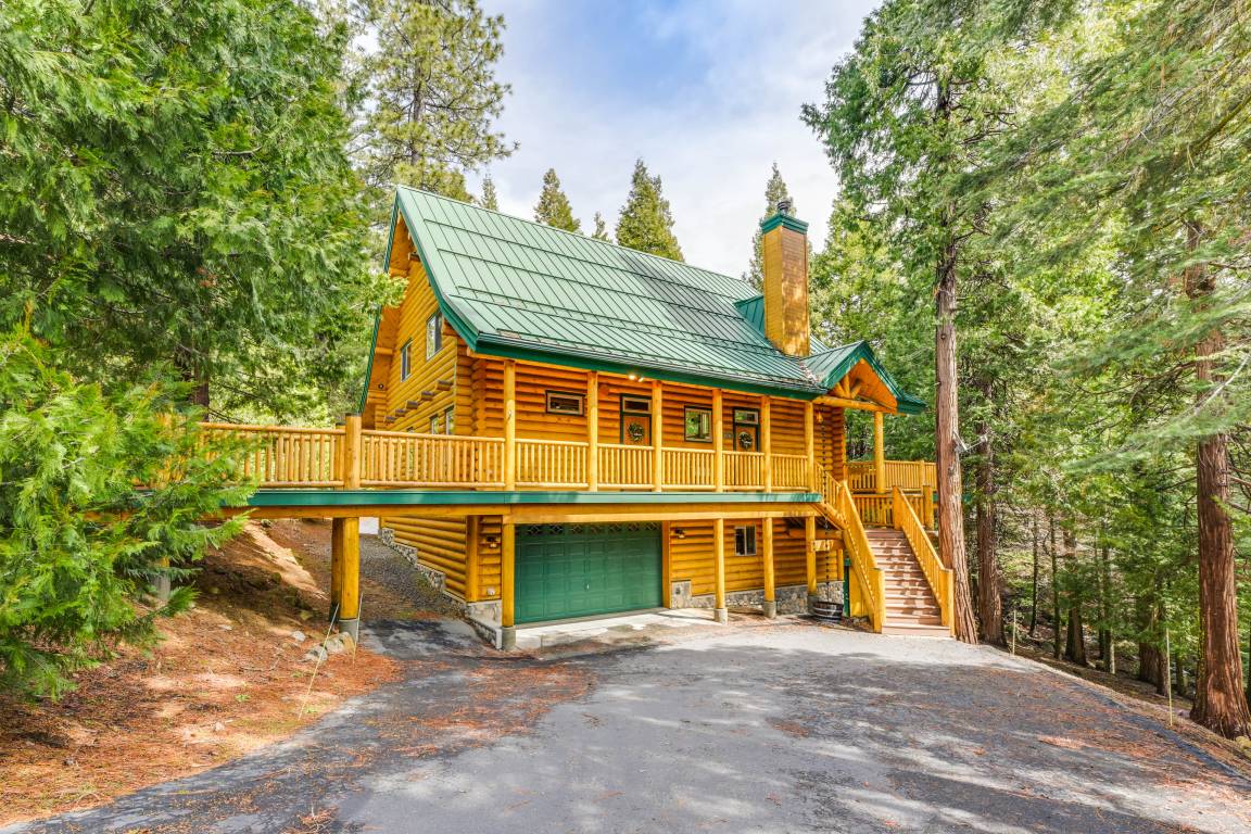 250 M² House ∙ 2 Bedrooms ∙ 8 Guests - Shaver Lake, CA