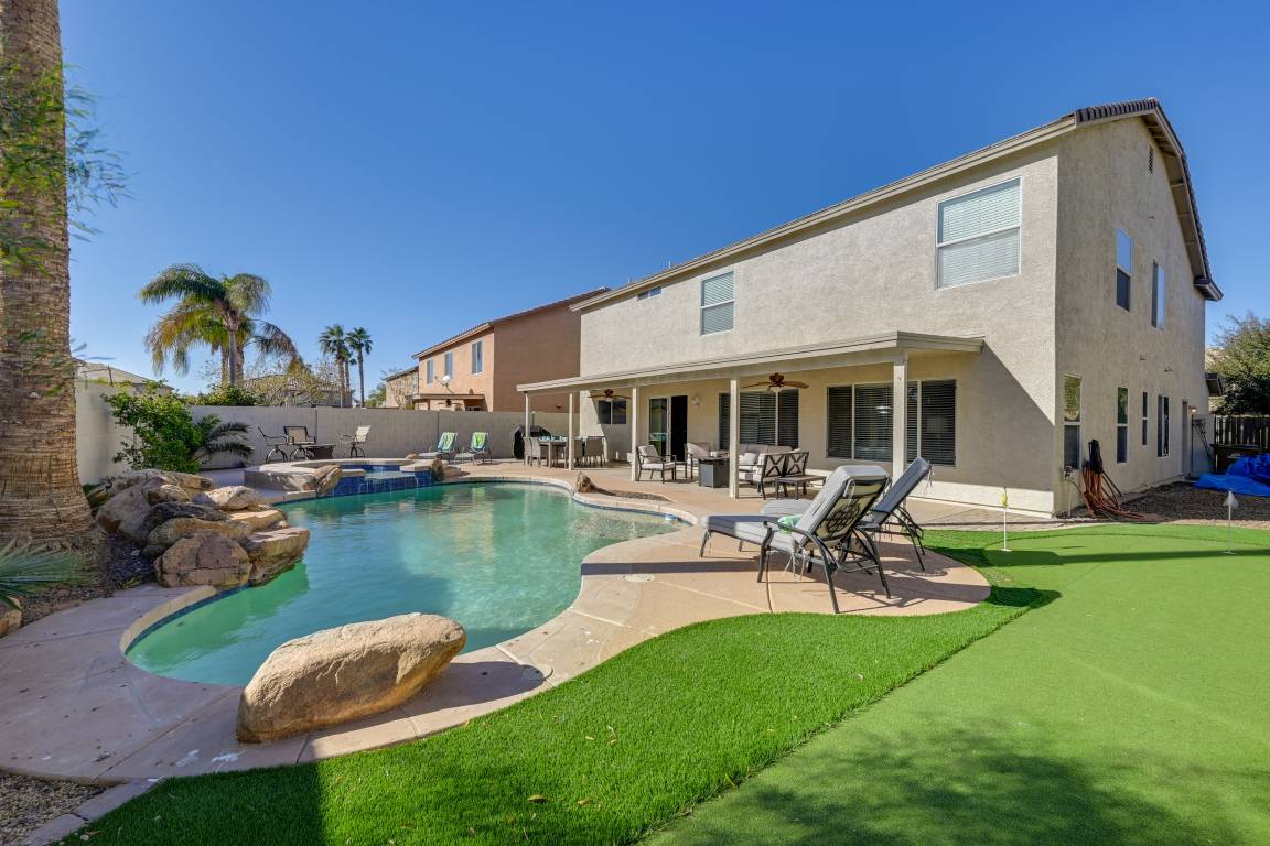 346 M² House ∙ 6 Bedrooms ∙ 16 Guests - San Tan Valley, AZ