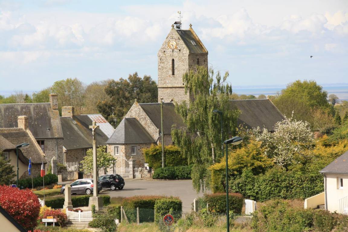 110 M² Gîte ∙ 4 Chambres ∙ 7 Personnes - Jullouville