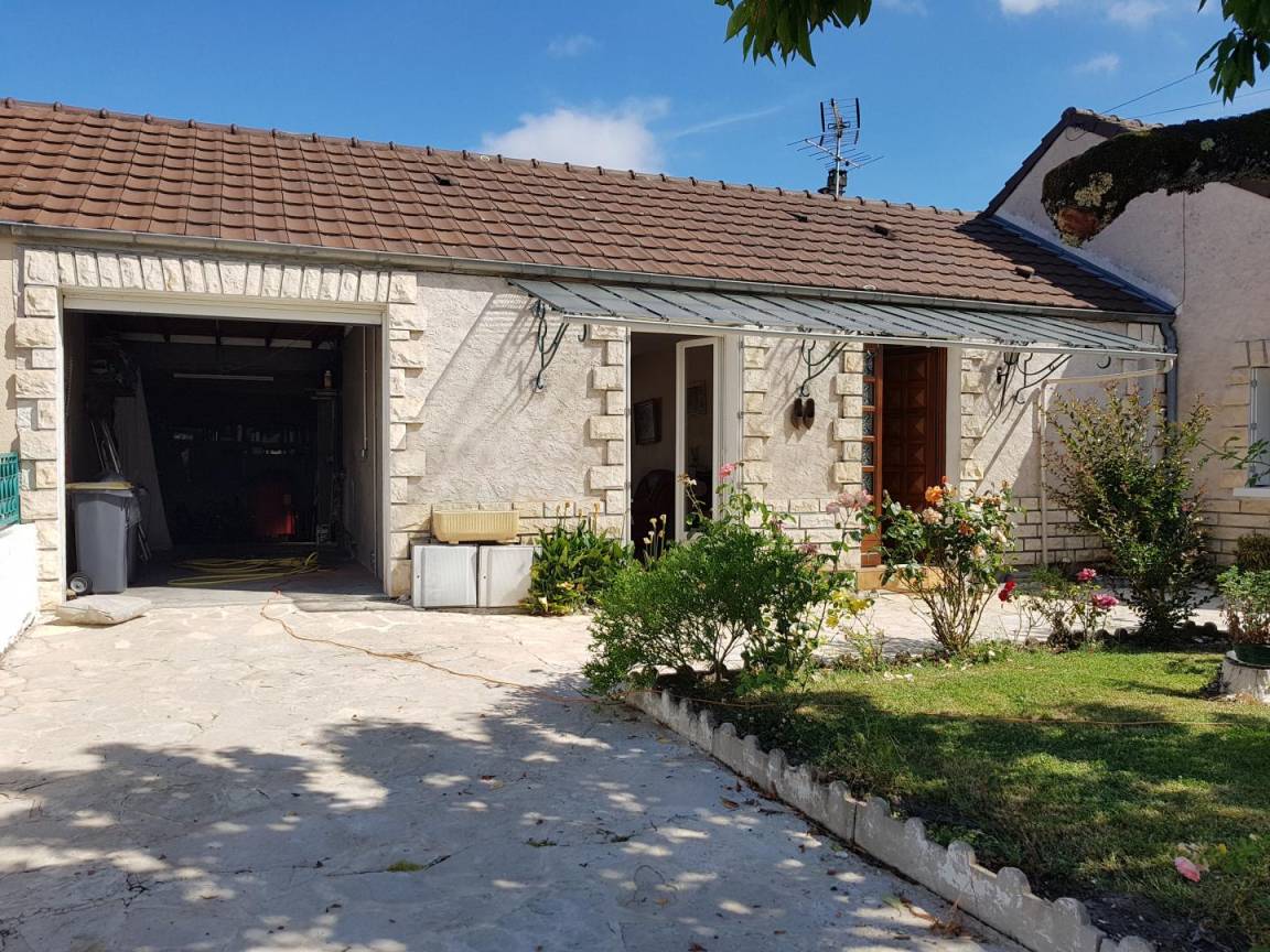 70 M² Gîte ∙ 2 Chambres ∙ 4 Personnes - Brive-la-Gaillarde