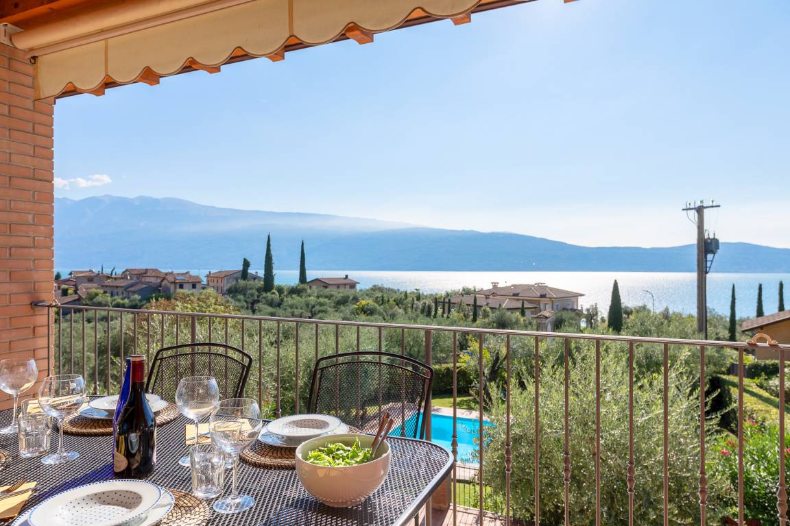 75 M² Apartamento ∙ 2 Habitaciones ∙ 5 Huéspedes - Toscolano-Maderno