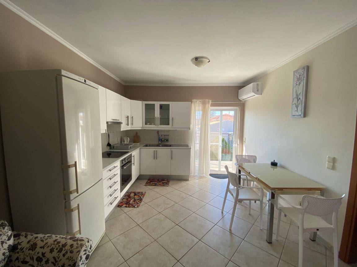 70 M² Ferienwohnung ∙ 2 Schlafzimmer ∙ 5 Gäste - Katelios