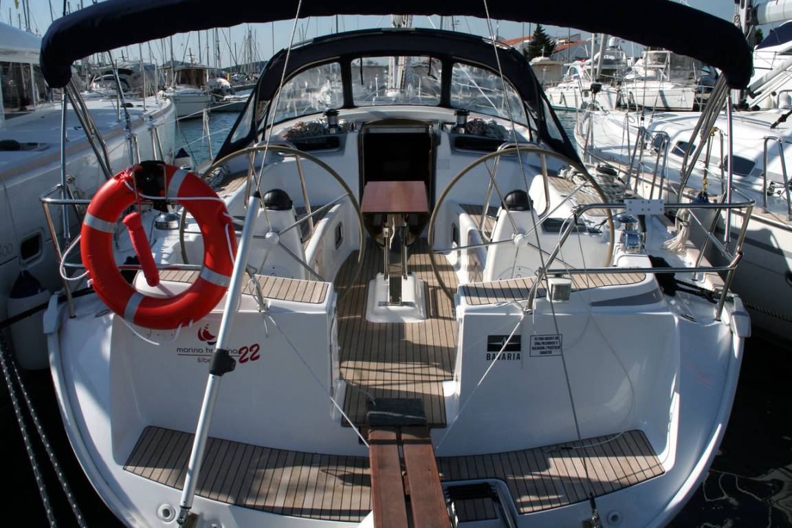15 M² Houseboat ∙ 4 Bedrooms ∙ 8 Guests - Croatia
