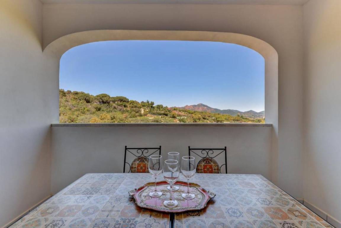 65 M² House ∙ 2 Bedrooms ∙ 4 Guests - Portoferraio
