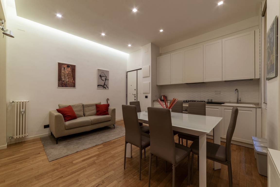 70 M² Apartment ∙ 2 Bedrooms ∙ 3 Guests - Rome