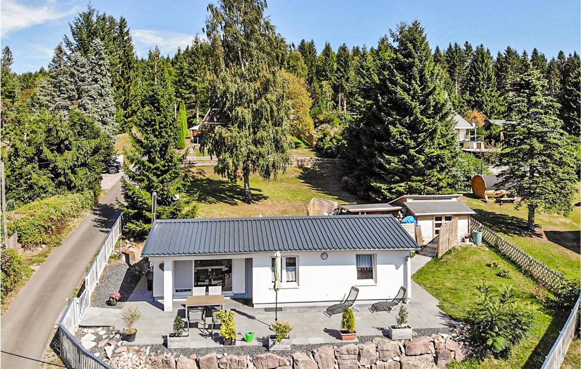 48 M² Ferienhaus ∙ 2 Schlafzimmer ∙ 4 Gäste - Suhl