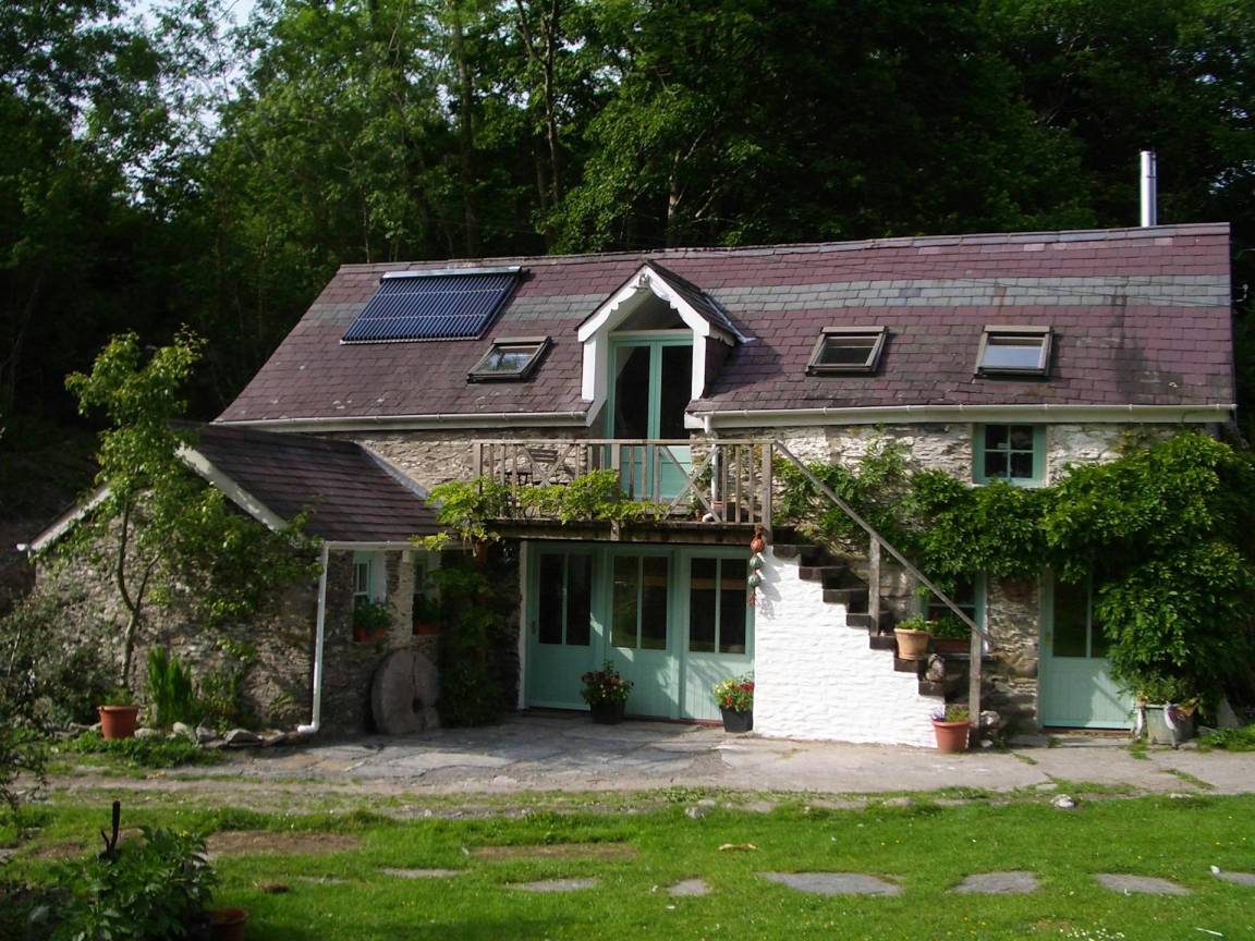 180 M² Cottage ∙ 2 Bedrooms ∙ 4 Guests - Aberystwyth