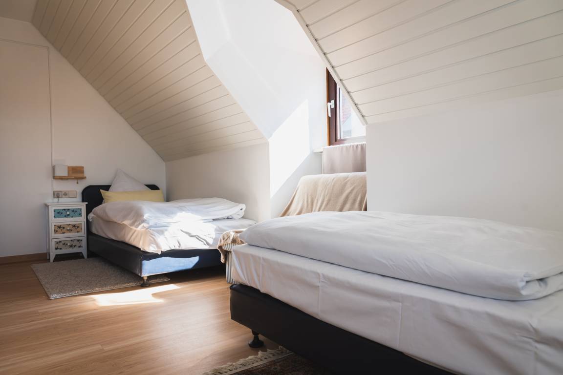 Ferienwohnung ∙ 2 Schlafzimmer ∙ 4 Gäste - Hilpoltstein