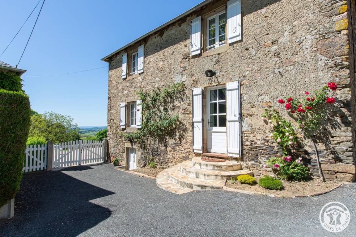 90 M² Gîte ∙ 2 Chambres ∙ 4 Personnes - Collonges-la-Rouge