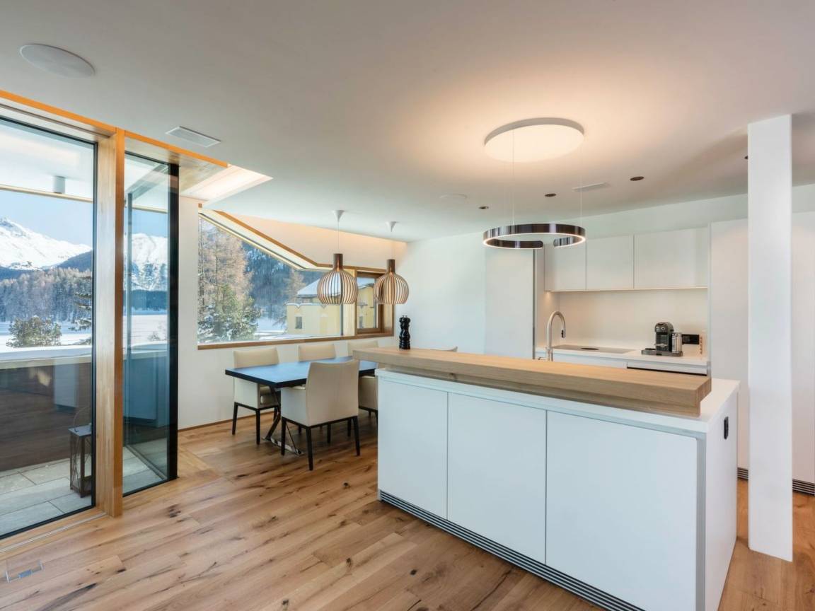 105 M² Apartment ∙ 4 Guests - Saint Moritz