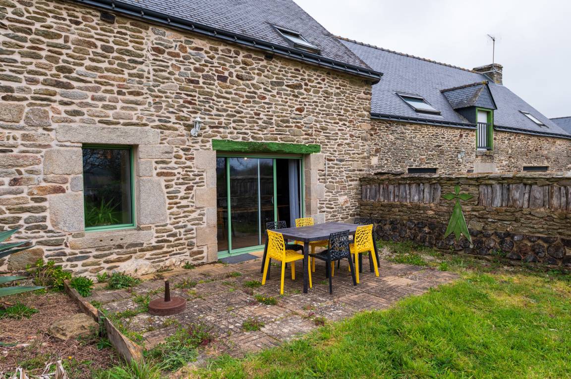 115 M² Maison De Vacances ∙ 3 Chambres ∙ 6 Personnes - Ploërmel