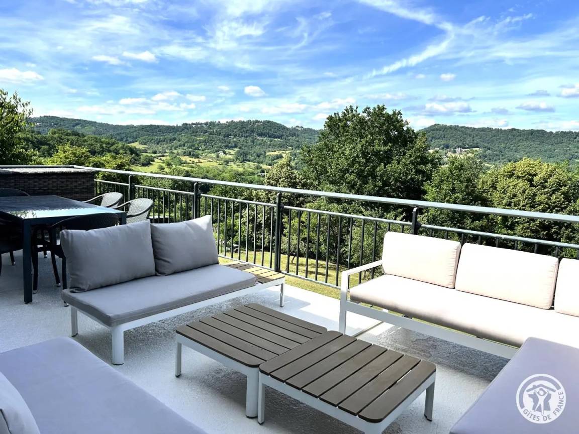 3000 M² Huis ∙ 3 Slaapkamers ∙ 6 Gasten - Collonges-la-Rouge