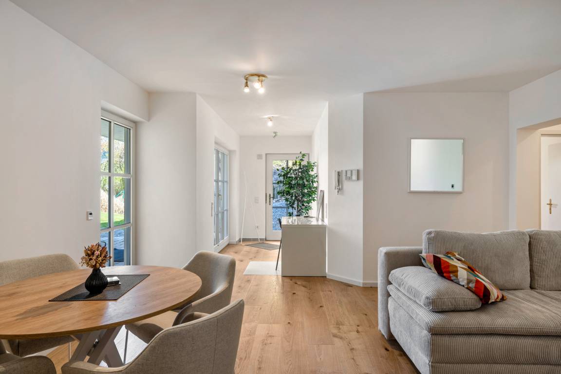 65 M² Apartment ∙ 1 Bedroom ∙ 3 Guests - Albstadt