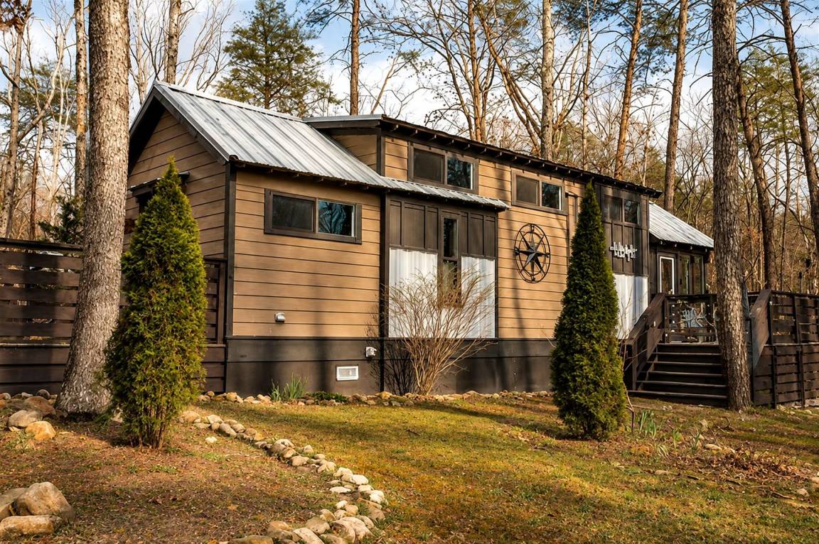 House ∙ 1 Bedroom ∙ 4 Guests - Monteagle, TN