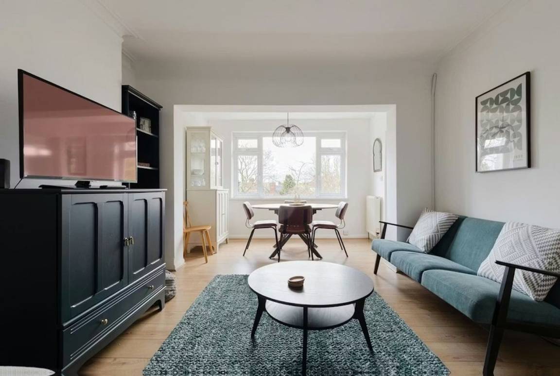 105 M² Apartment ∙ 3 Bedrooms ∙ 5 Guests - Barnet