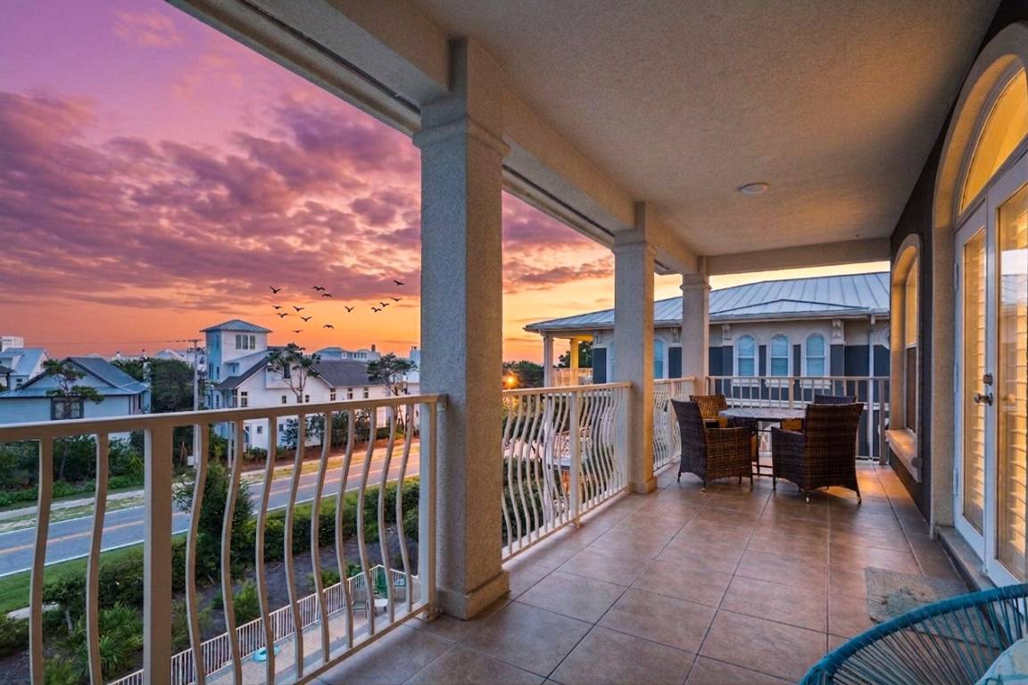 Apartment ∙ 3 Bedrooms ∙ 6 Guests - Seagrove Beach, FL