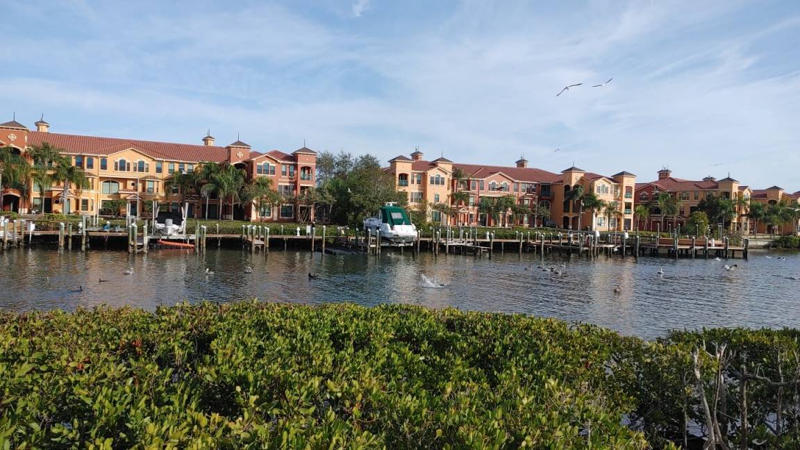 106 M² Huoneisto ∙ 2 Makuuhuonetta ∙ 4 Vierasta - Clearwater, FL