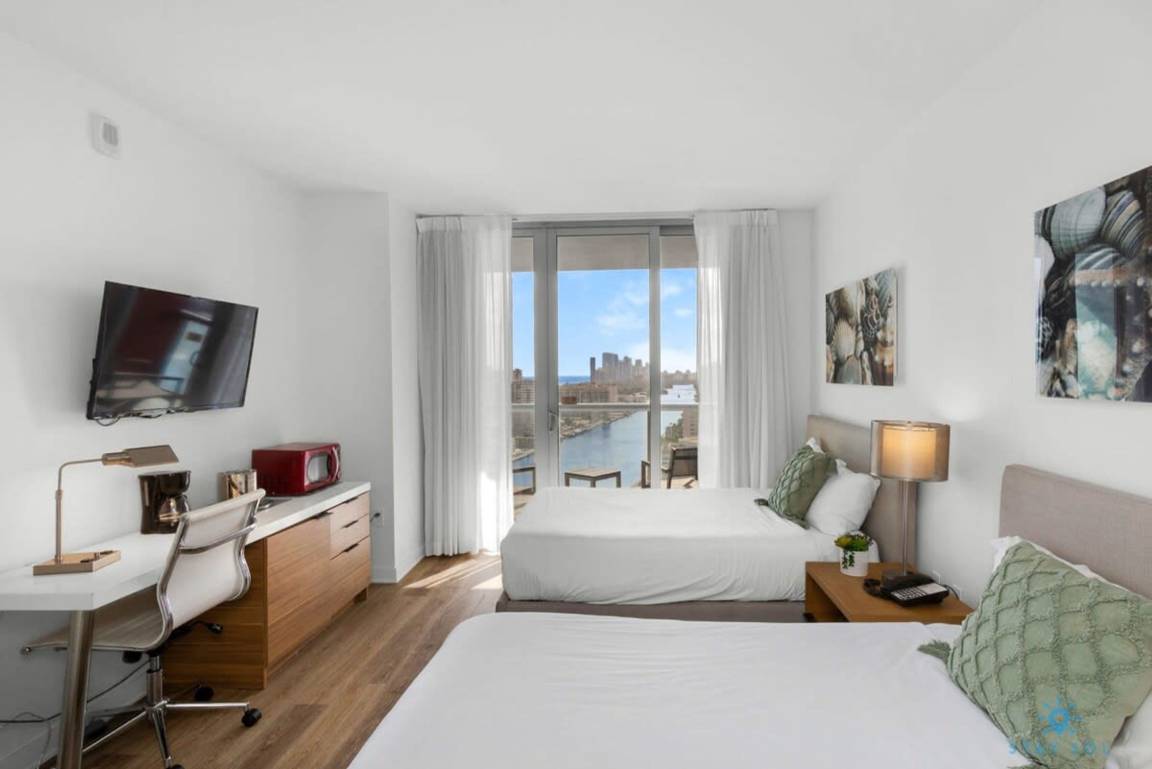 Apartment ∙ 4 Guests - Hallandale Beach, FL